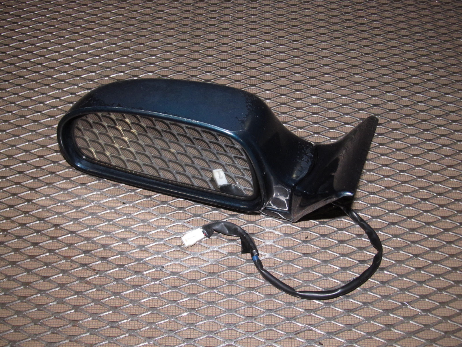 91 92 93 94 95 Toyota MR2 OEM Exterior Side Mirror - Left – Autopartone