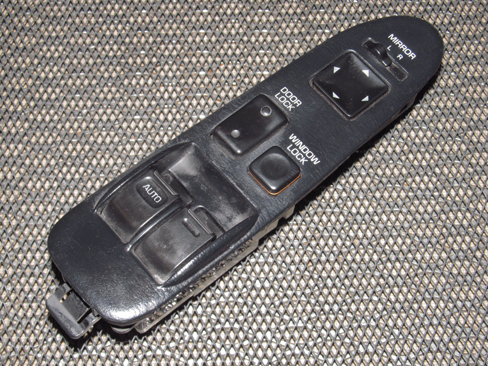91-95 Toyota MR2 OEM Window Switch & Mirror Switch - Left – Autopartone
