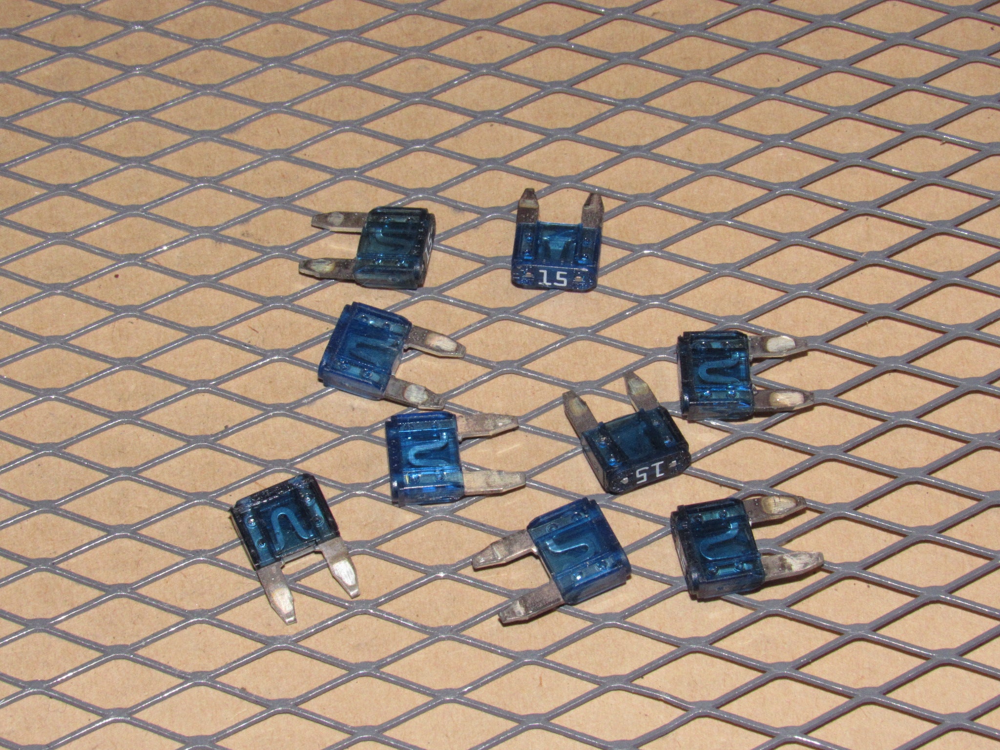 Ford Mini Fuse 15a – Autopartone