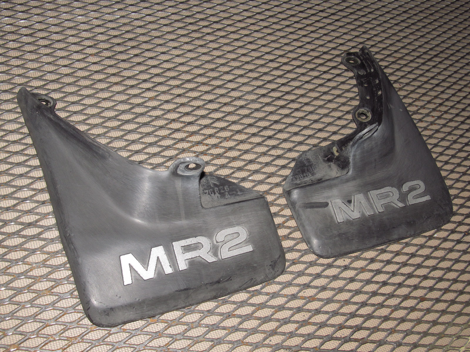 85 86 Toyota MR2 OEM Rear Mud Guard – Autopartone.com