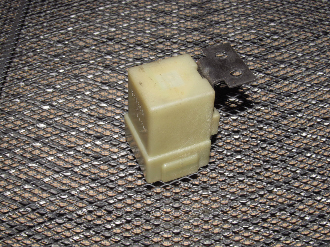 84-87 Chevrolet Corvette OEM Power Antenna Relay - 10028531 – Autopartone