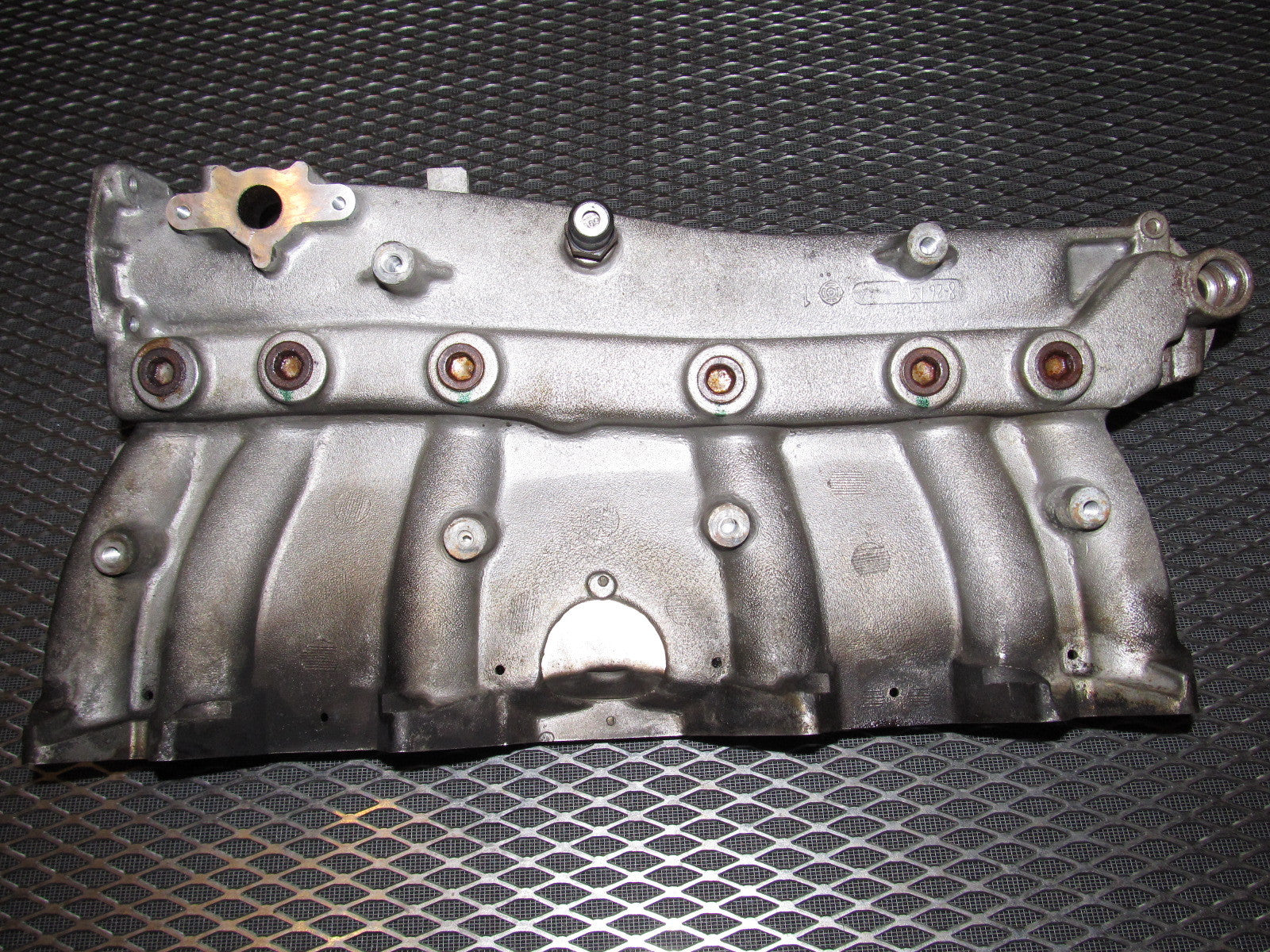 81 82 83 Datsun 280zx OEM L28E Intake Manifold – Autopartone