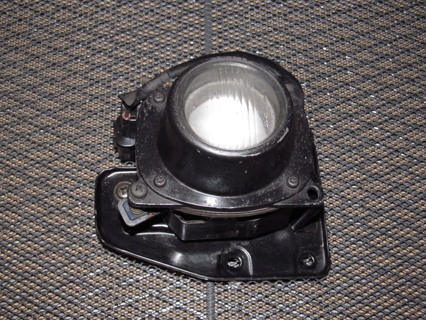 97 98 99 Mitsubishi Eclipse OEM Fog Light Assembly - Left – Autopartone